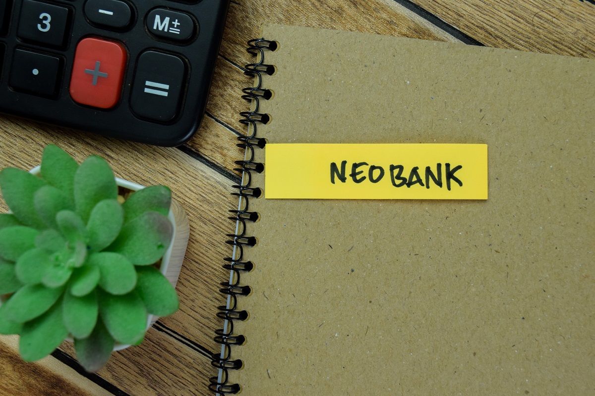 What are neobanks, and is it worth moving into them? | Quanloop